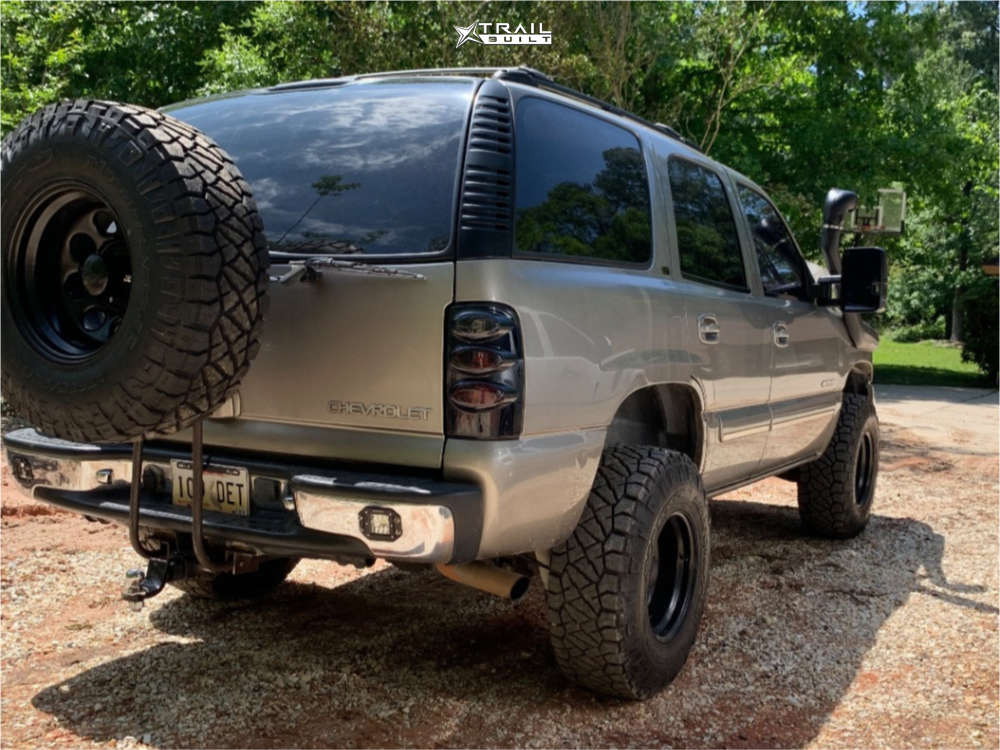 2003 Chevrolet Tahoe Wheel Offset Aggressive > 1" Outside Fender ...