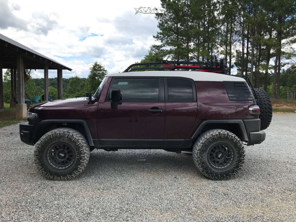 2007 Toyota FJ Cruiser Wheel Offset Super Aggressive 3"-5" Suspension ...