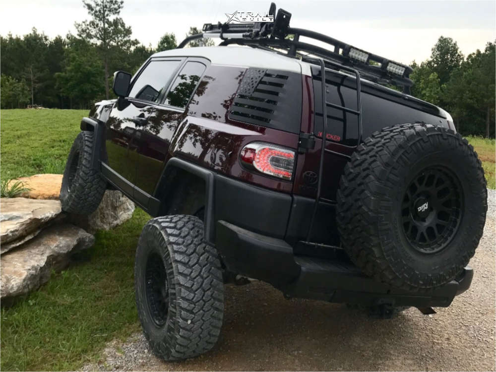 2007 Toyota FJ Cruiser Wheel Offset Super Aggressive 3"-5" Suspension ...