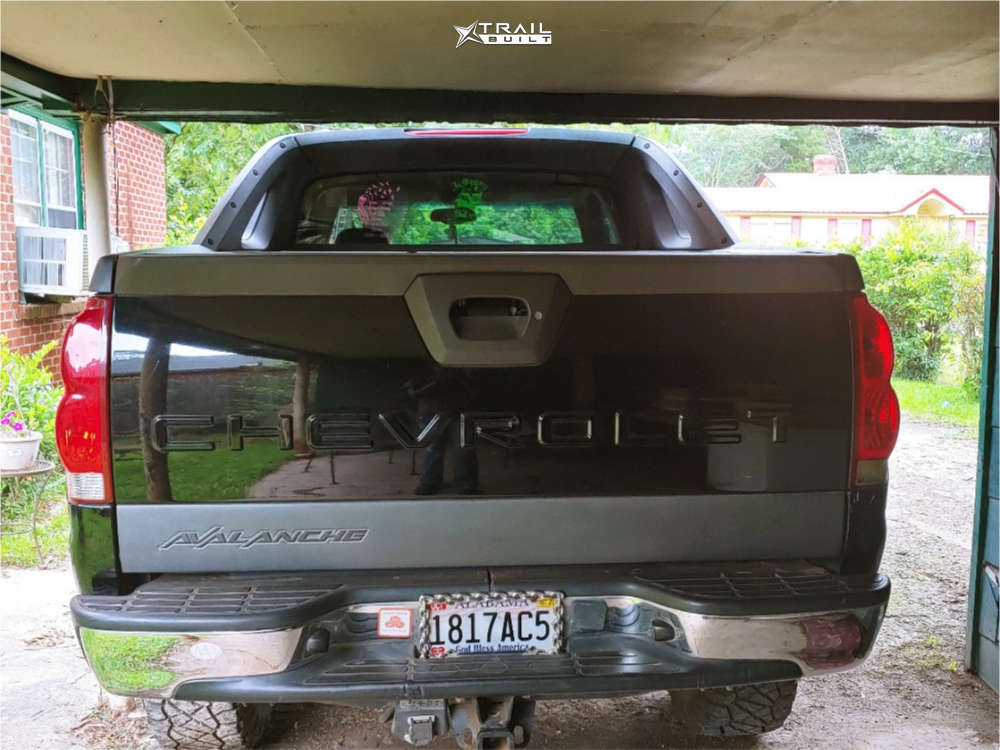 2003 Chevrolet Avalanche 1500 Wheel Offset Aggressive > 1" Outside ...