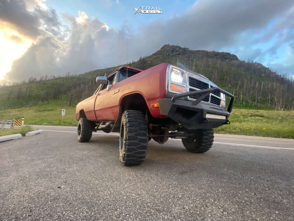 1992 Dodge W250 Wheel Offset Aggressive > 1" Outside Fender Suspension ...