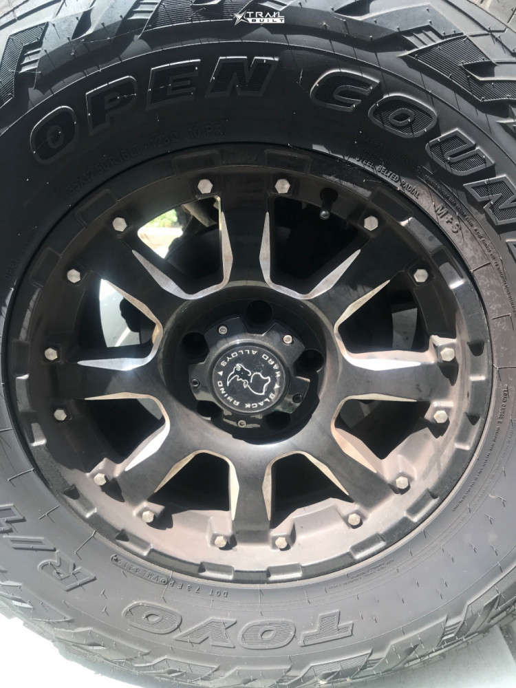 2001 Dodge Ram 1500 Wheel Offset Aggressive > 1" Outside Fender ...