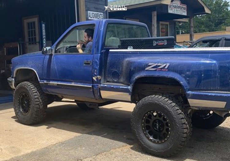 1995 Chevrolet K1500 Wheel Offset Aggressive > 1" Outside Fender ...