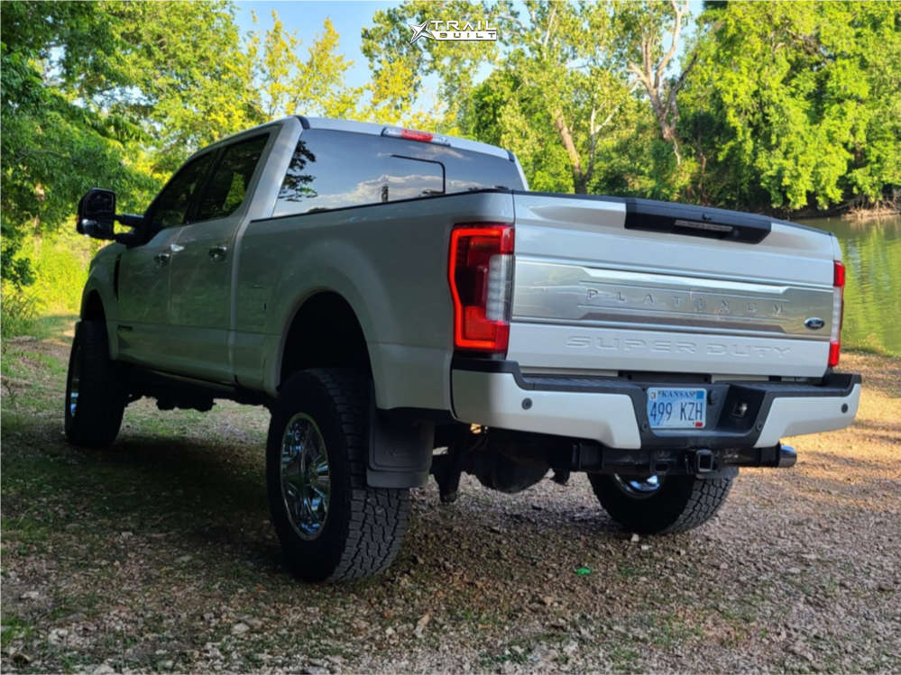 2017 Ford F-250 Super Duty Wheel Offset Aggressive > 1" Outside Fender ...