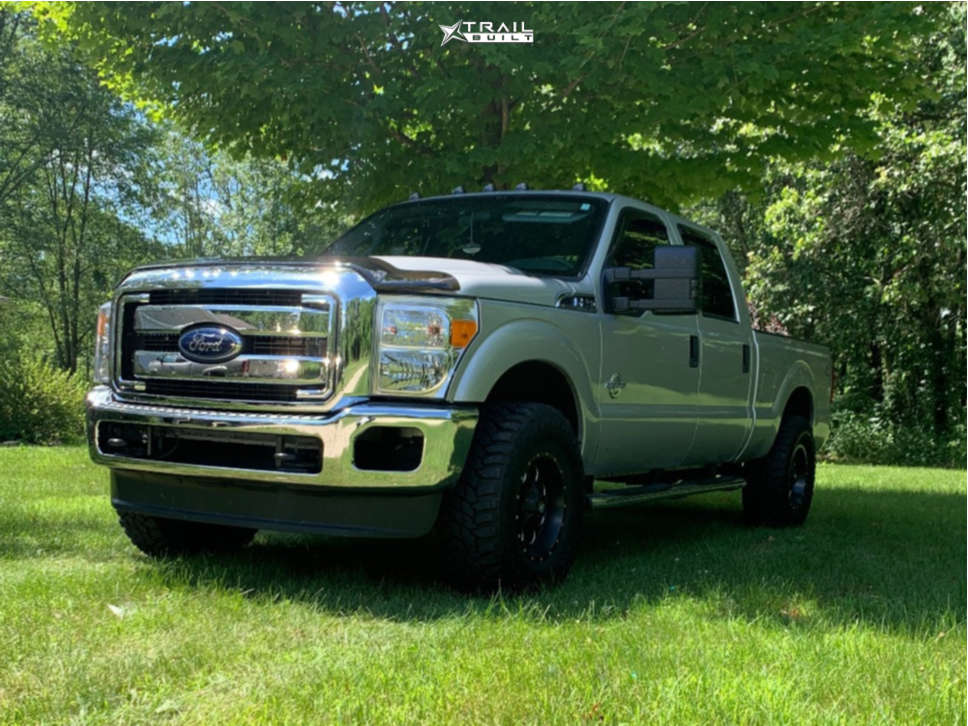 2013 Ford F-250 Super Duty Wheel Offset Aggressive > 1" Outside Fender ...