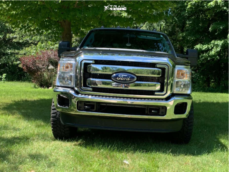 2013 Ford F-250 Super Duty Wheel Offset Aggressive > 1" Outside Fender ...