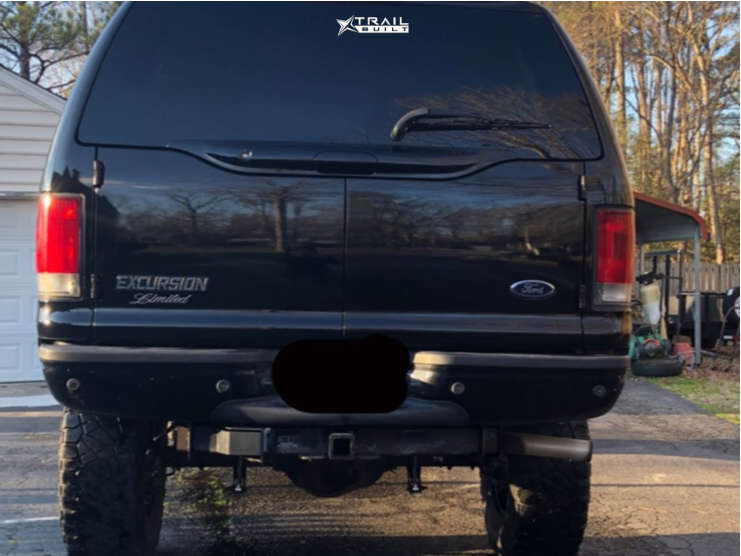 2005 Ford Excursion Wheel Offset Aggressive > 1" Outside Fender ...