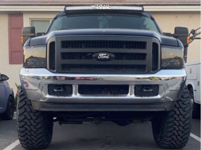 2000 Ford Excursion Wheel Offset Aggressive > 1" Outside Fender ...