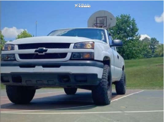 2004 Chevrolet Silverado 1500 Wheel Offset Aggressive > 1" Outside ...