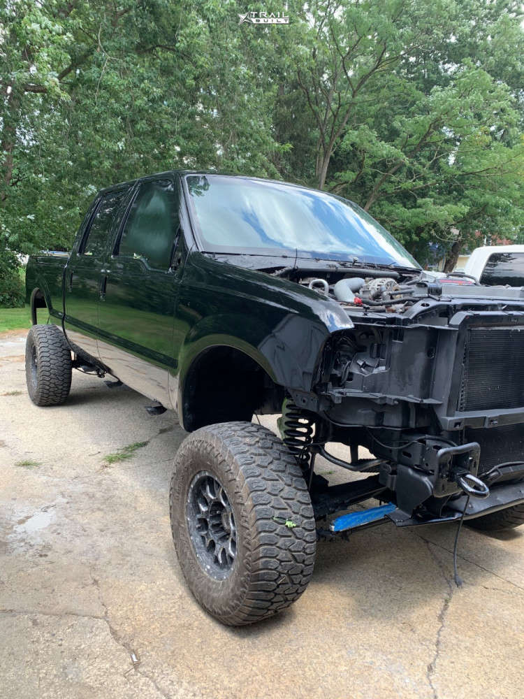 2005 Ford F-250 Super Duty Wheel Offset Aggressive > 1" Outside Fender ...