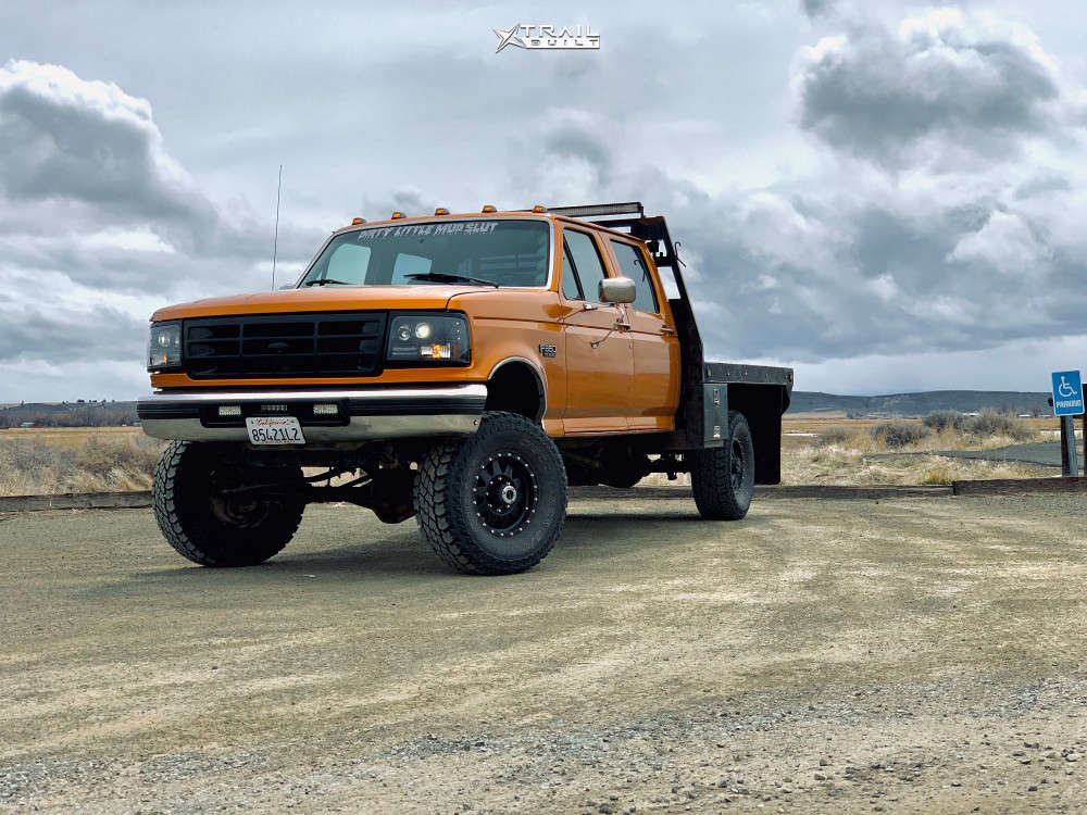 1997 Ford F-350 Super Duty Wheel Offset Aggressive > 1" Outside Fender ...