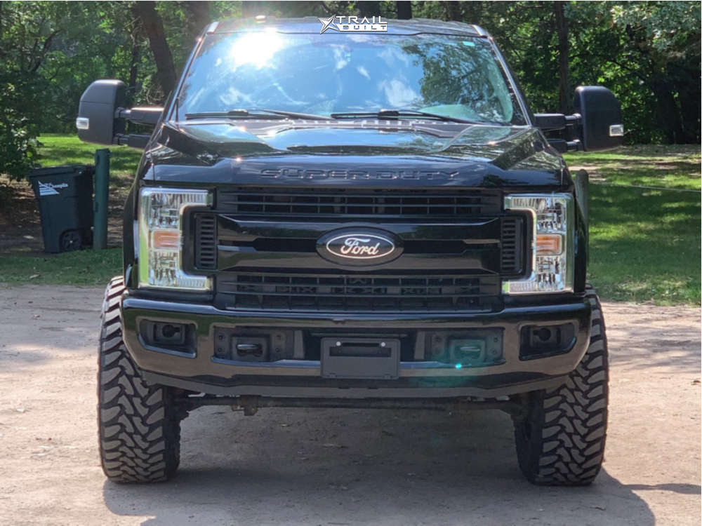 2017 Ford F-250 Super Duty Wheel Offset Aggressive > 1" Outside Fender ...
