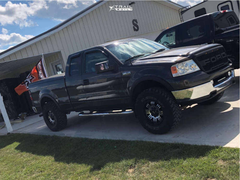 2005 Ford F-150 Wheel Offset Aggressive > 1" Outside Fender Leveling ...