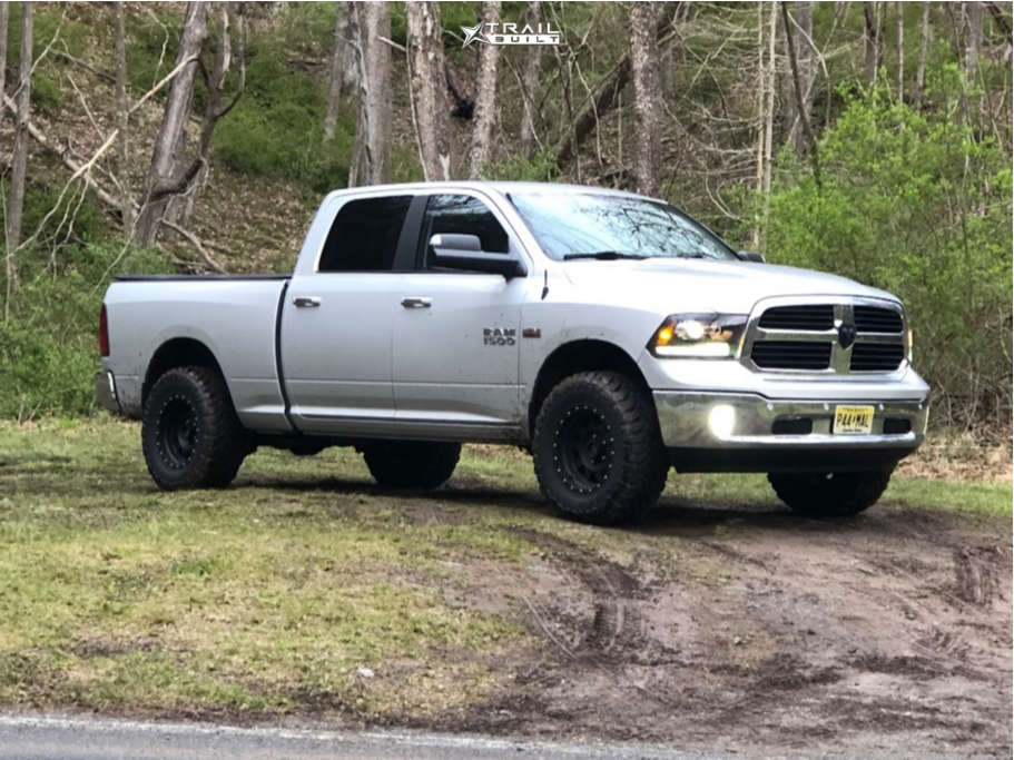 2016 Ram 1500 Wheel Offset Aggressive > 1" Outside Fender Suspension ...