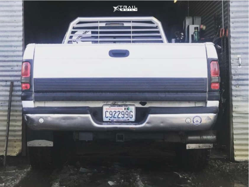 1997 Dodge Ram 2500 Wheel Offset Aggressive > 1" Outside Fender ...