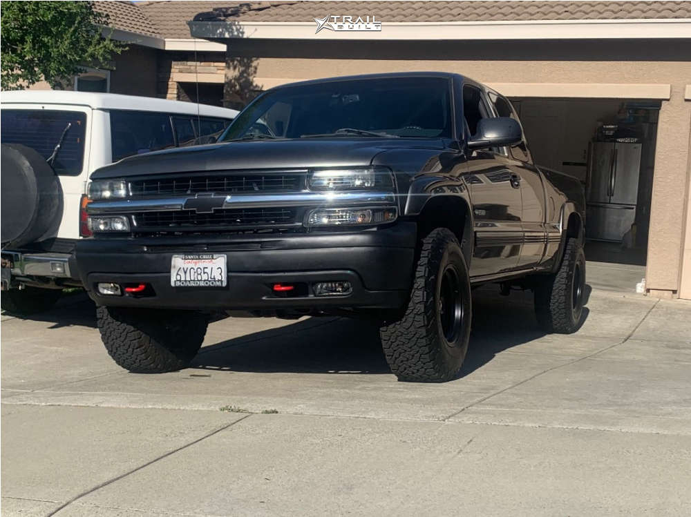 2002 Chevrolet Silverado 1500 Wheel Offset Slightly Aggressive Leveling ...
