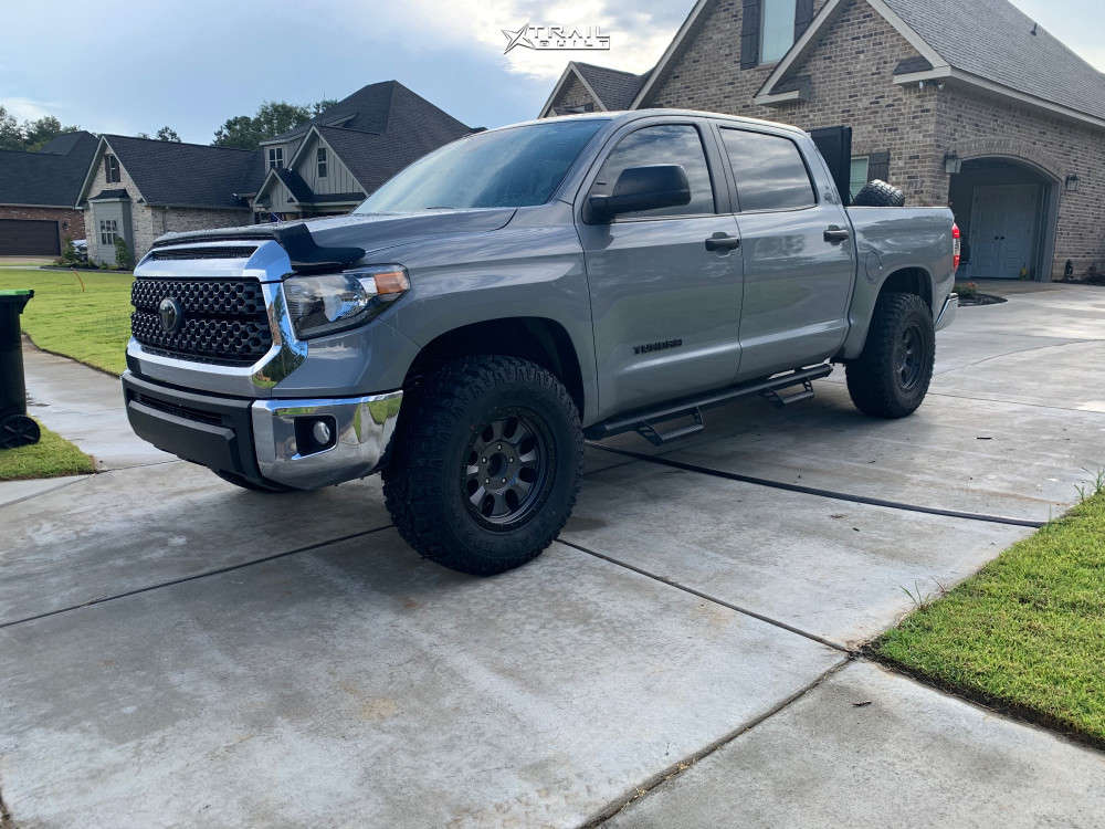 2019 Toyota Tundra Wheel Offset Aggressive > 1" Outside Fender ...
