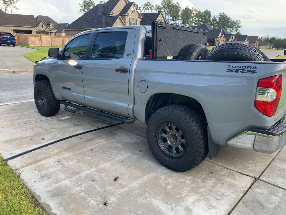 2019 Toyota Tundra Wheel Offset Aggressive > 1" Outside Fender ...
