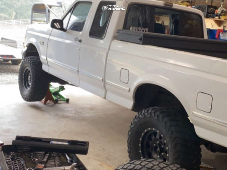 1993 Ford F-150 Wheel Offset Aggressive > 1" Outside Fender Suspension ...