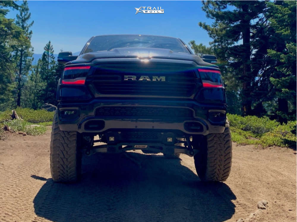 2019 Ram 1500 Wheel Offset Aggressive > 1" Outside Fender Suspension ...