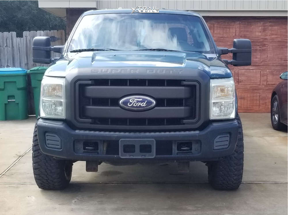 2011 Ford F-250 Super Duty Wheel Offset Aggressive > 1" Outside Fender ...