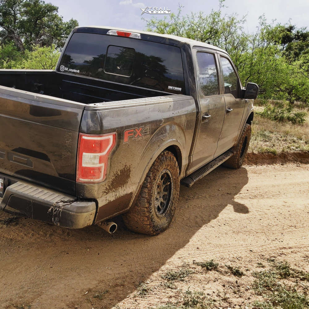 2018 Ford F-150 Wheel Offset Aggressive > 1" Outside Fender Leveling ...