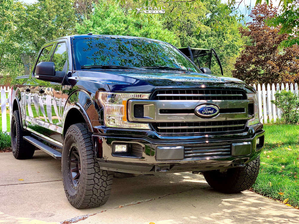 2018 Ford F-150 Wheel Offset Aggressive > 1" Outside Fender Leveling ...