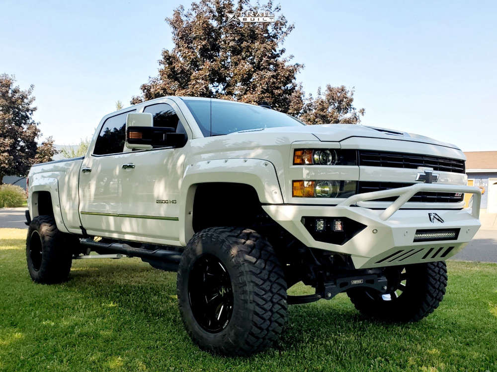 2017 Chevrolet Silverado 2500 HD Wheel Offset Aggressive > 1" Outside ...