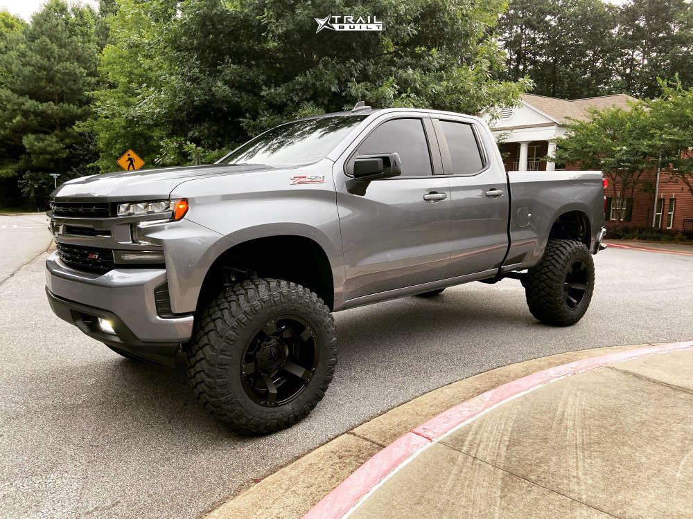 2019 Chevrolet Silverado 1500 Wheel Offset Aggressive > 1" Outside ...