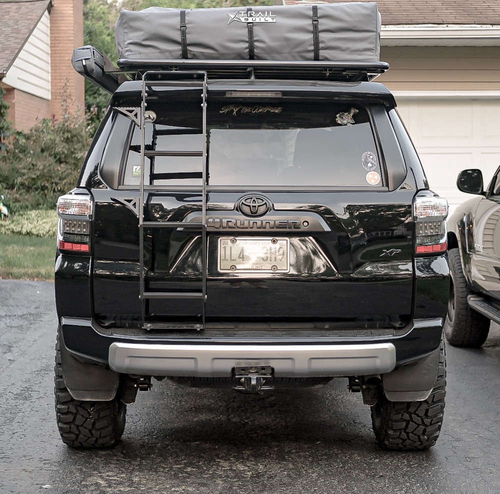 2017 Toyota 4Runner Wheel Offset Aggressive > 1" Outside Fender ...