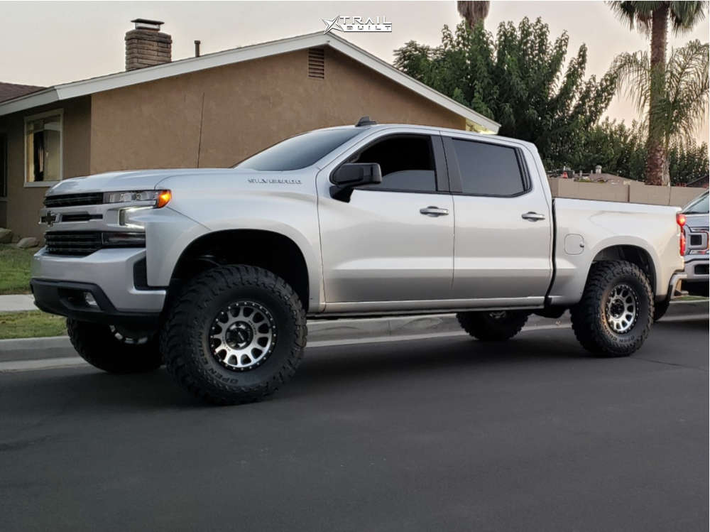 2020 Chevrolet Silverado 1500 Wheel Offset Aggressive > 1" Outside ...