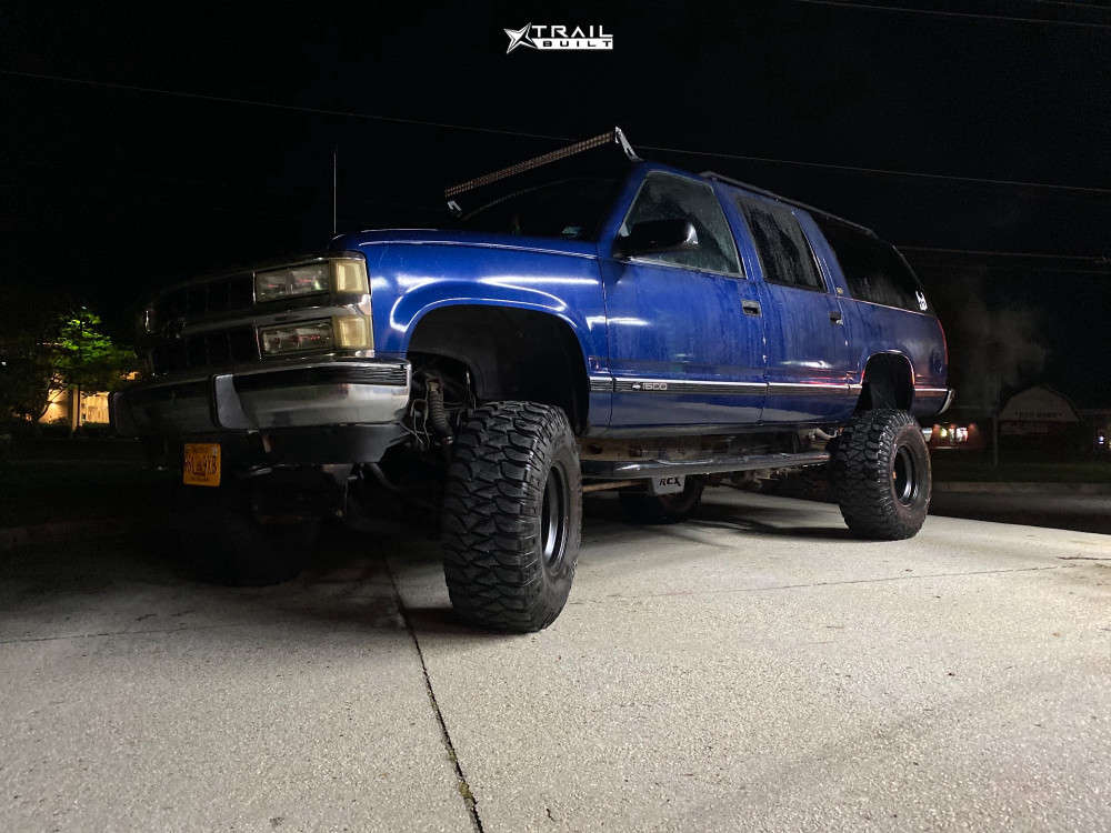 1993 Chevrolet K1500 Suburban Wheel Offset Super Aggressive 3"-5 ...