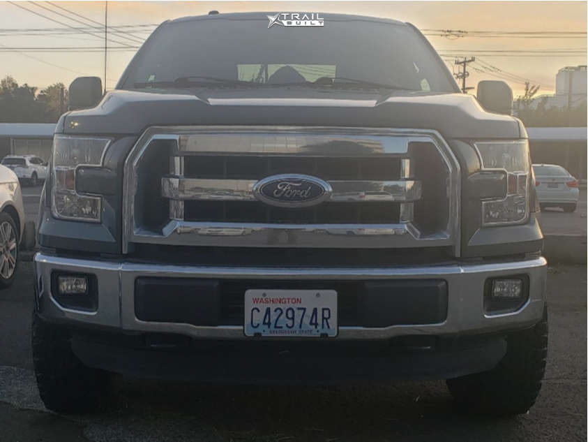 2015 Ford F-150 Wheel Offset Aggressive > 1" Outside Fender Leveling ...