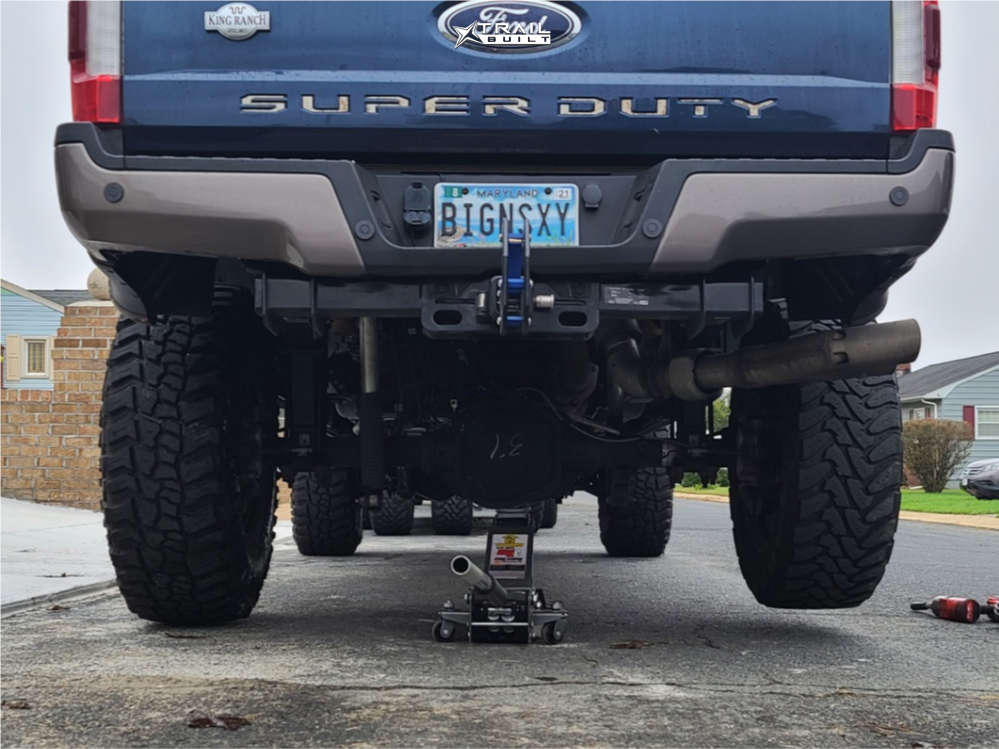 2018 Ford F-250 Super Duty Wheel Offset Aggressive > 1" Outside Fender ...