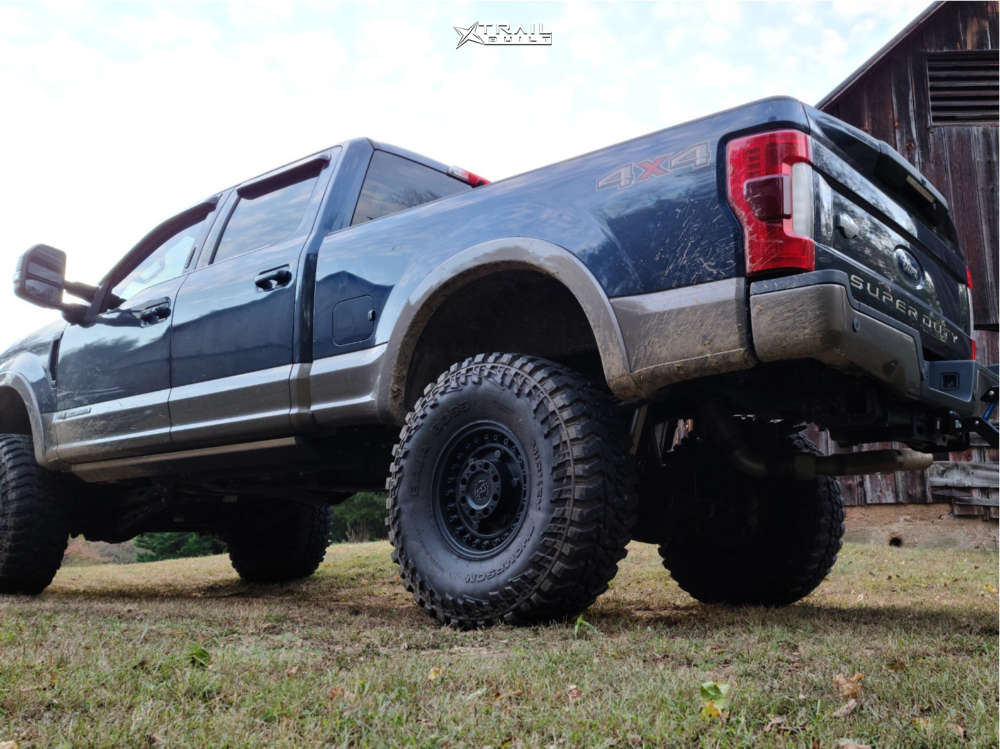 2018 Ford F-250 Super Duty Wheel Offset Aggressive > 1" Outside Fender ...