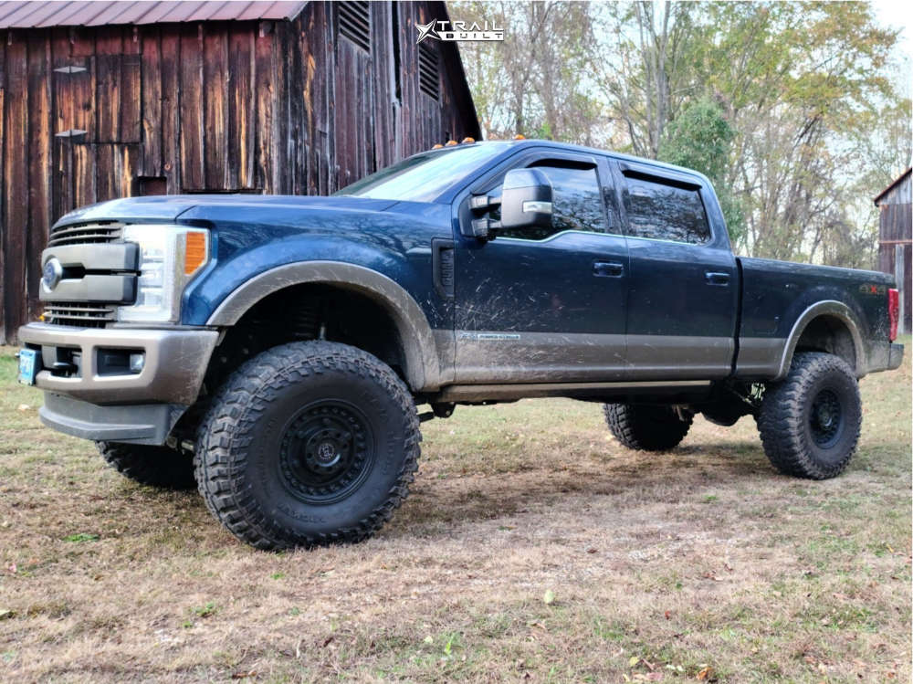 2018 Ford F-250 Super Duty Wheel Offset Aggressive > 1" Outside Fender ...