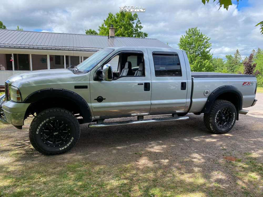 2006 Ford F-350 Super Duty Wheel Offset Aggressive > 1" Outside Fender ...