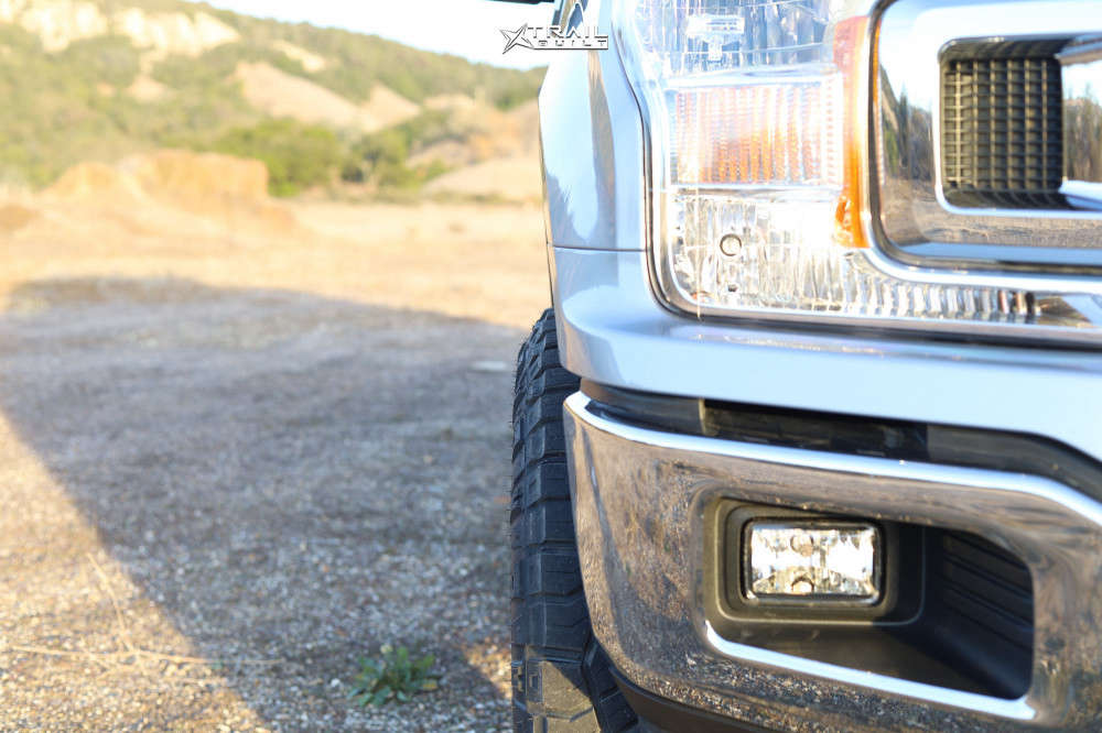 2020 Ford F-150 Wheel Offset Aggressive > 1" Outside Fender Leveling ...