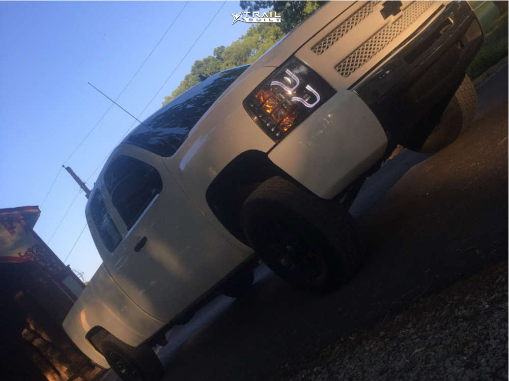 2011 Chevrolet Silverado 1500 Wheel Offset Aggressive > 1" Outside ...