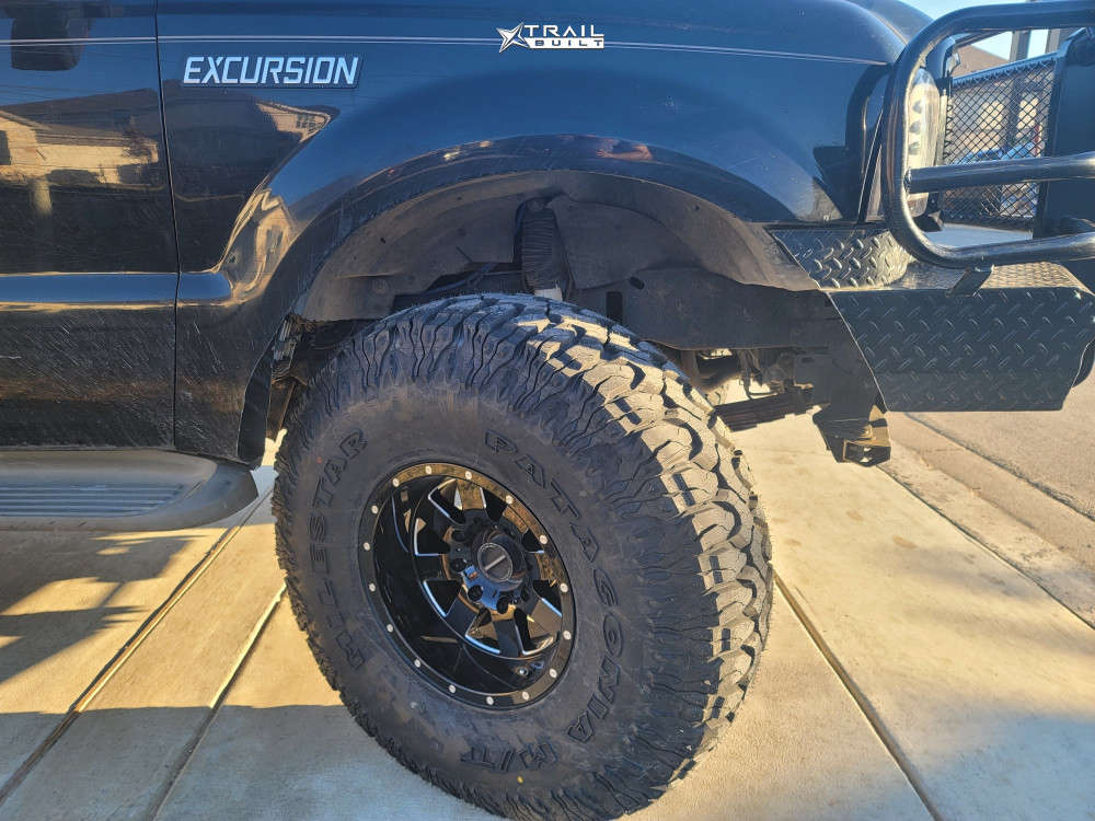 2002 Ford Excursion Wheel Offset Super Aggressive 3"-5" Suspension Lift ...