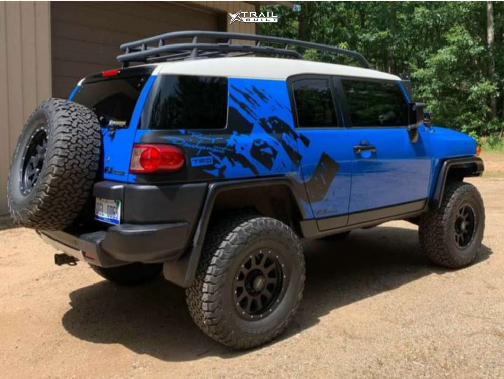 2008 Toyota FJ Cruiser Wheel Offset Slightly Aggressive Suspension Lift ...