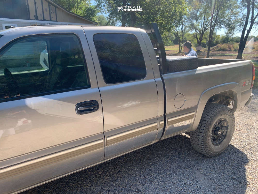 2002 Chevrolet Silverado 1500 Wheel Offset Aggressive > 1" Outside ...