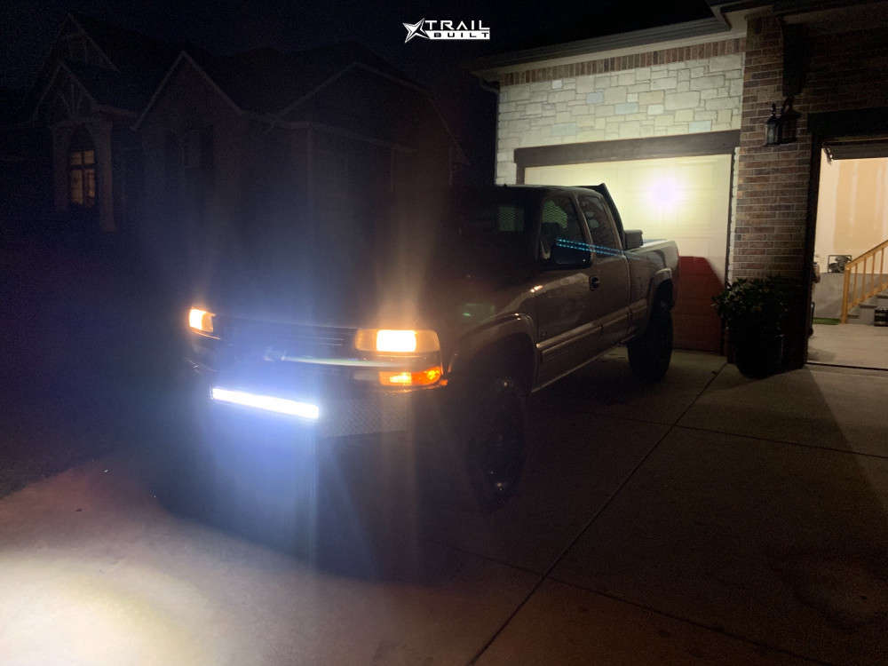 2002 Chevrolet Silverado 1500 Wheel Offset Aggressive > 1" Outside ...