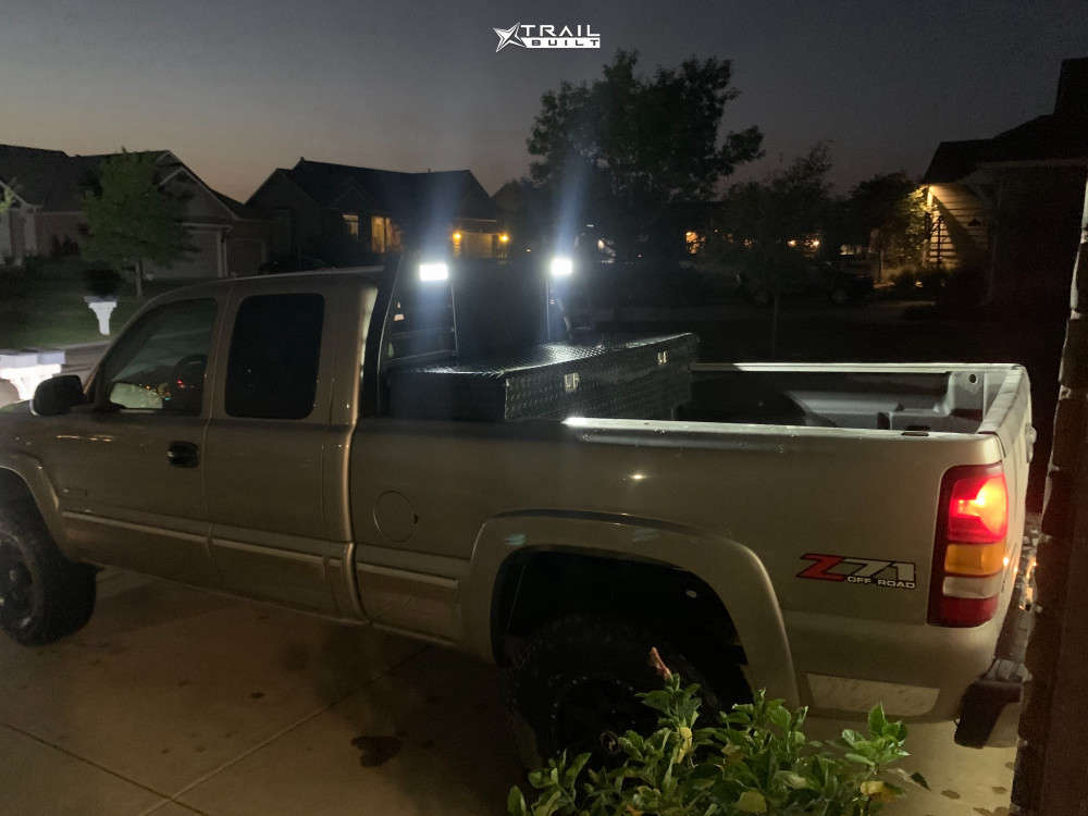 2002 Chevrolet Silverado 1500 Wheel Offset Aggressive > 1" Outside ...