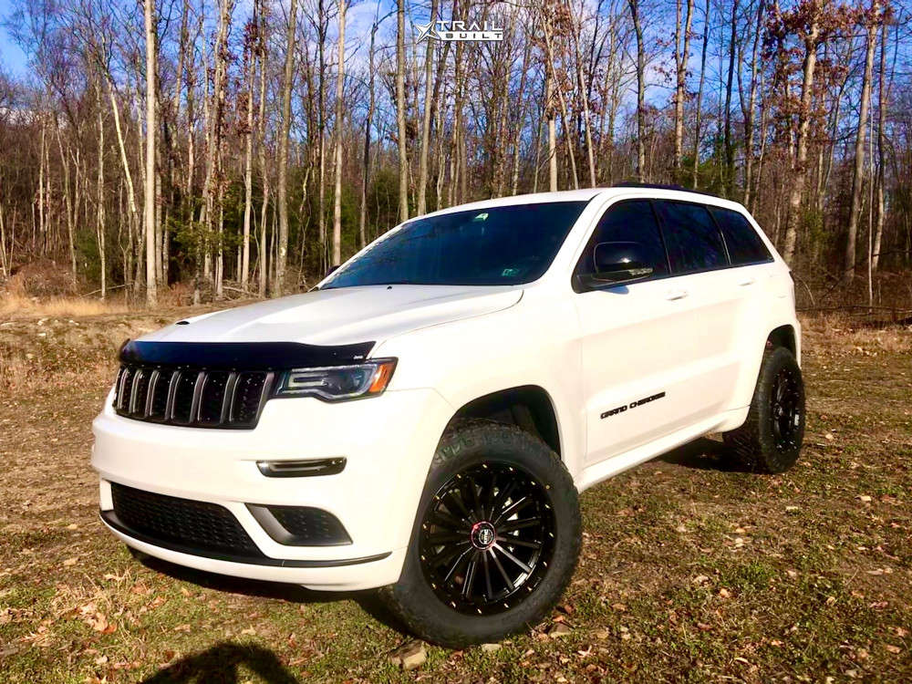 2020 Jeep Grand Cherokee Wheel Offset Slightly Aggressive Suspension ...