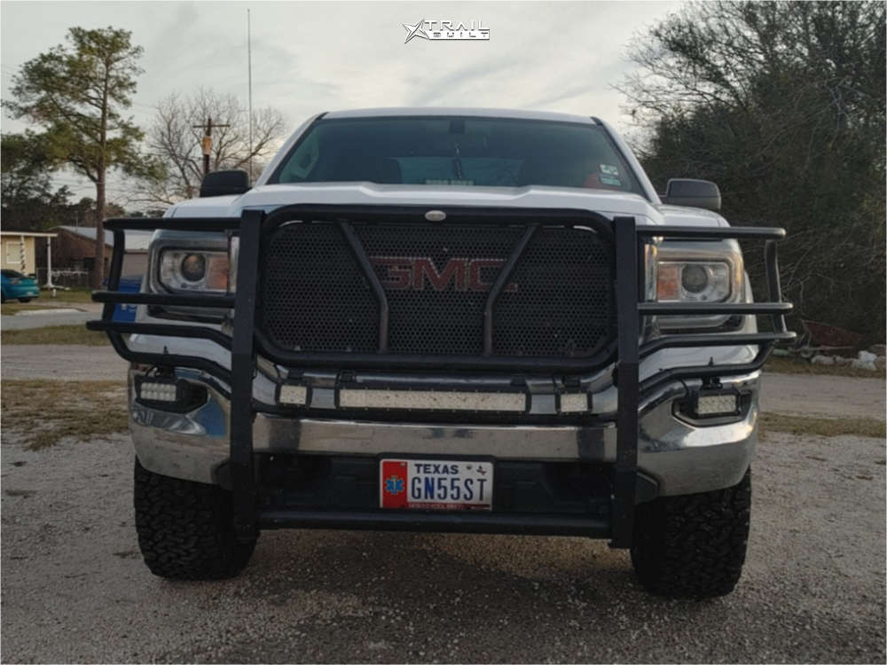 2017 GMC Sierra 1500 Wheel Offset Aggressive > 1" Outside Fender ...