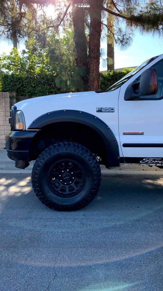 2004 Ford F-250 Super Duty Wheel Offset Slightly Aggressive Leveling ...