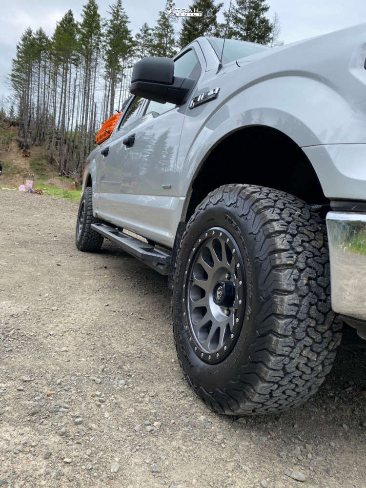 2017 Ford F-150 Wheel Offset Aggressive > 1" Outside Fender Leveling ...
