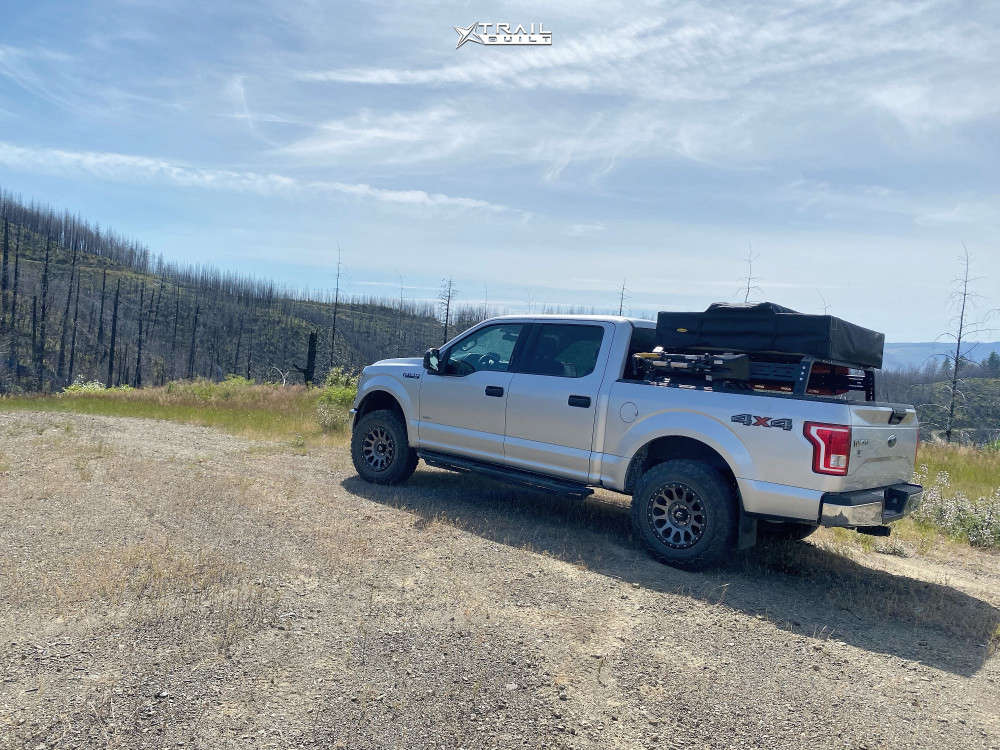 2017 Ford F-150 Wheel Offset Aggressive > 1" Outside Fender Leveling ...