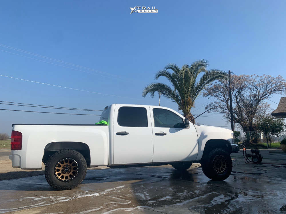 2012 Chevrolet Silverado 1500 Wheel Offset Aggressive > 1" Outside ...